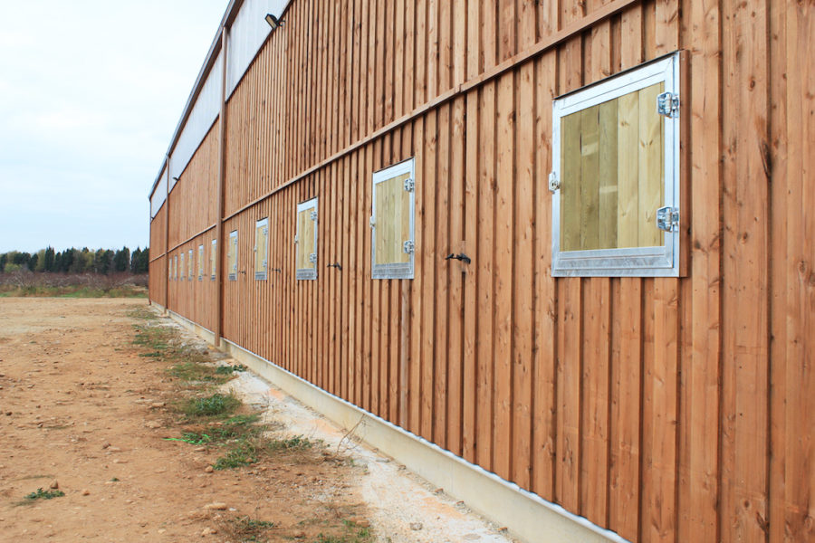 Volet de box pour chevaux - Doitrand Equestre